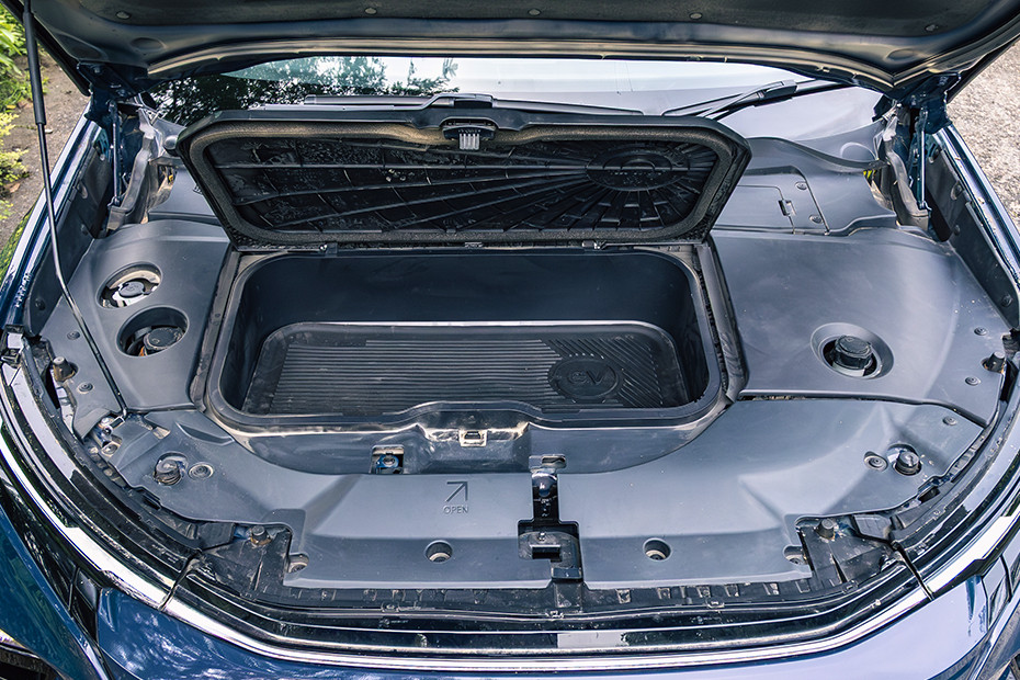 Tata Harrier EV Review, Price, Specs & Buyer’s Guide -DM8